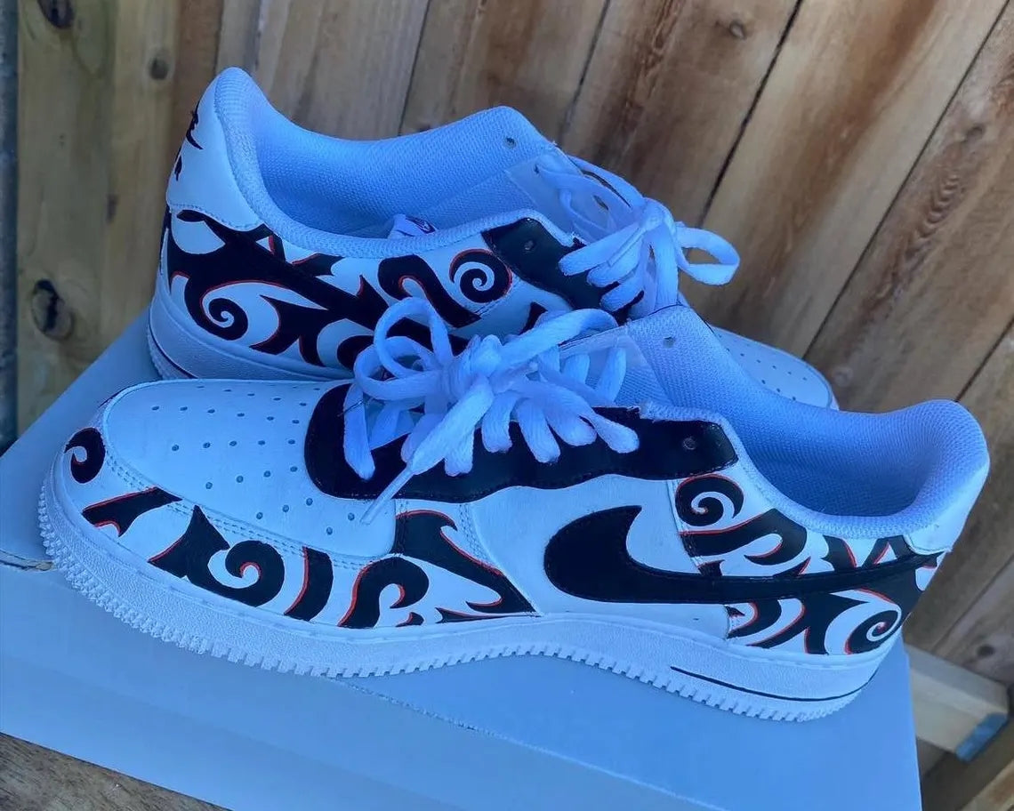 Custom Air Force 1 White With Black And Red Swirl Patterns – oicustom