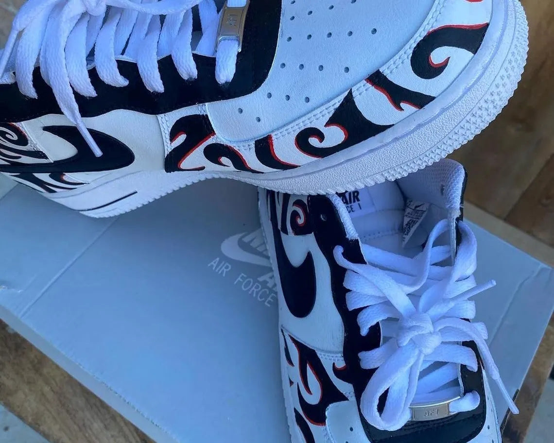 Custom Air Force 1 White With Black And Red Swirl Patterns – oicustom