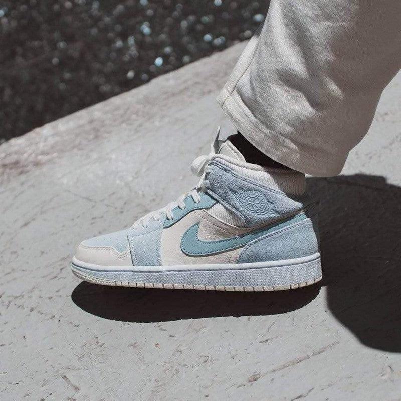 Custom Air Jordan 1 Blue Cream – oicustom