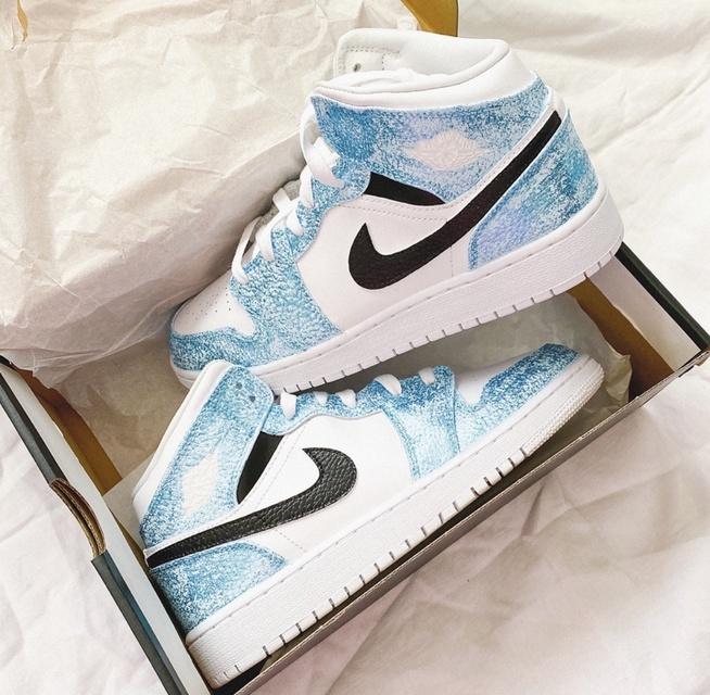 Custom Air Jordan 1 Christmas Glitter Sneakers – oicustom