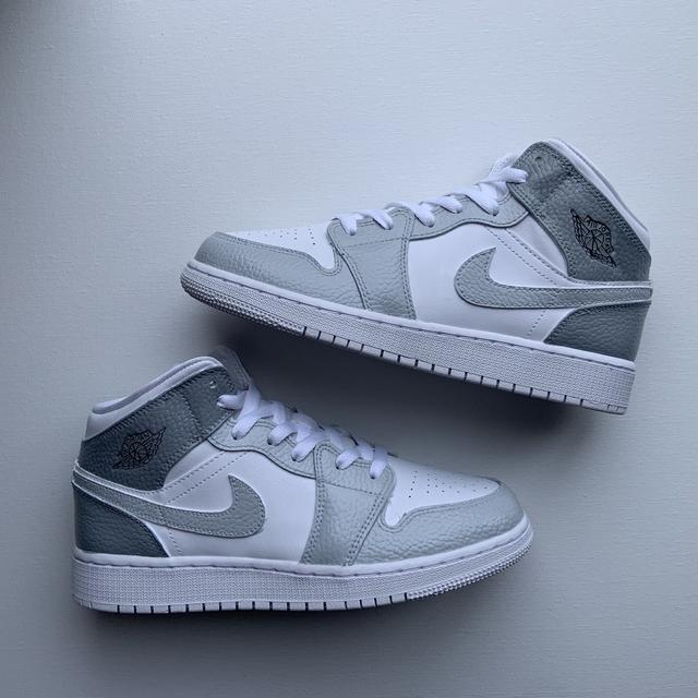 Custom Air Jordan 1 Light Grey – oicustom