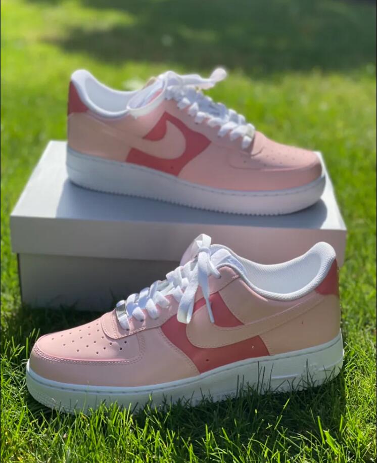 Pink Custom Air Force 1‘s – oicustom